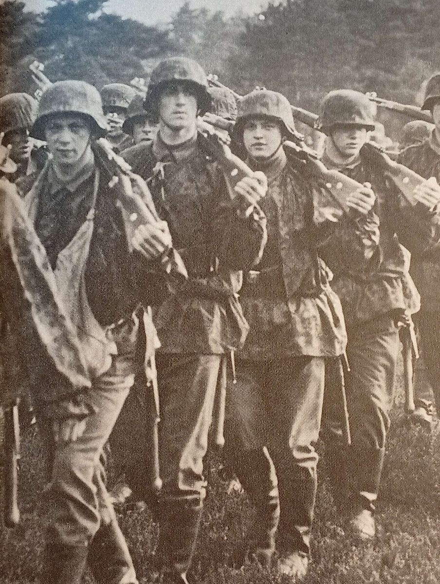 Waffen-SS im Westen. Blitzkrieg 1940 – Zeughaus Braun